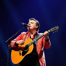 Luan Santana confirma show no ES com turnê de grandes sucessos ...
